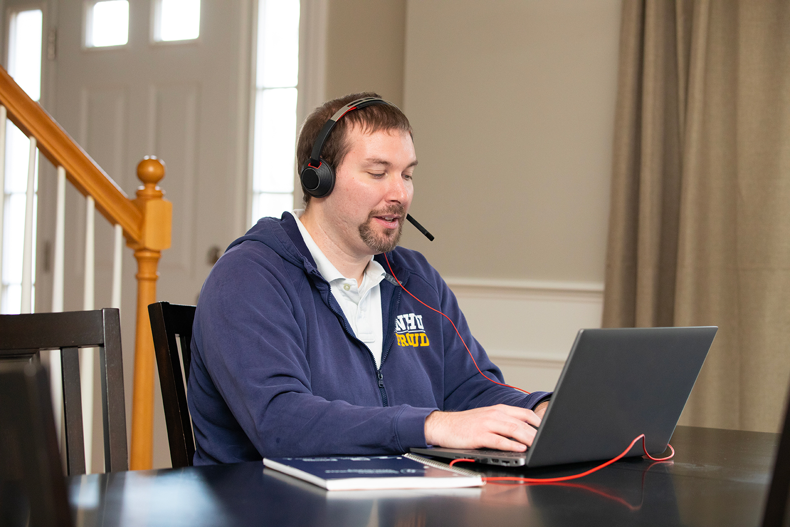 Customer Service & Student Support | SNHU Careers